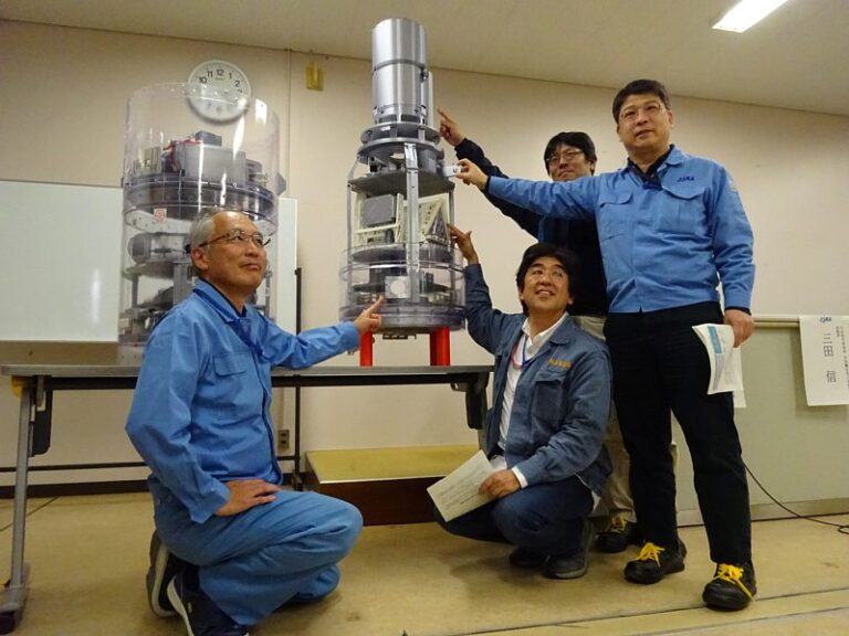 観測ロケットS－520－33号機の機体公開と記者説明会 | 宇宙作家クラブニュース掲示板